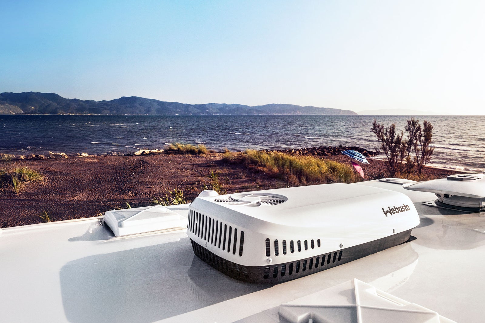 Rooftop air-conditioners and refrigerators for motorhomes, caravans and ...