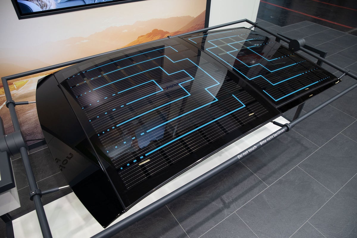 Webasto Openable Panoramic Roof Systems – For Passenger Cars & SUVs